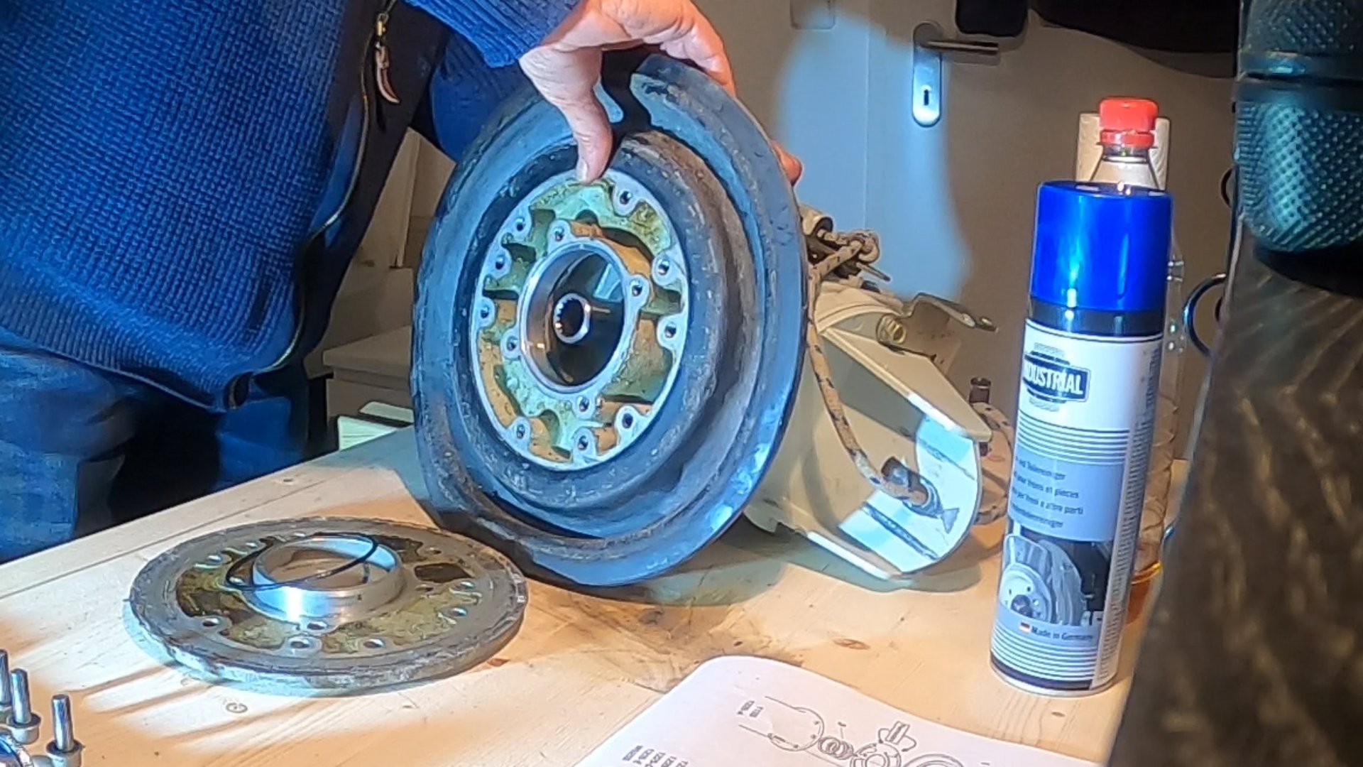 Saildrive diaphragm – replace according to instructions or just keep ...